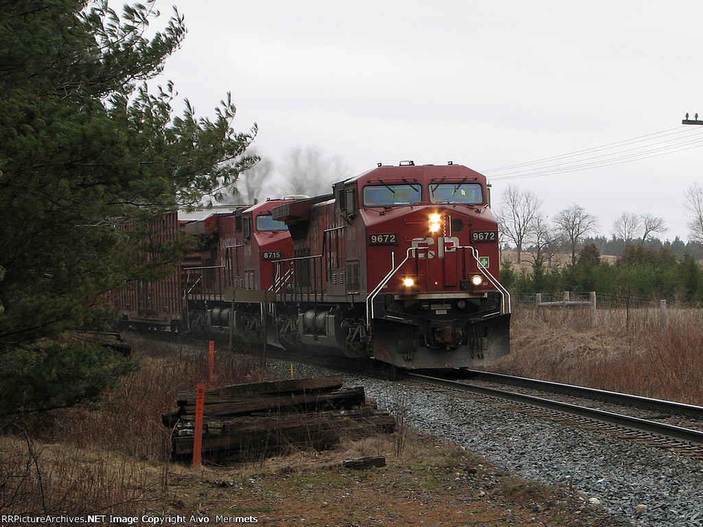 CP 9672 east at Wolverton